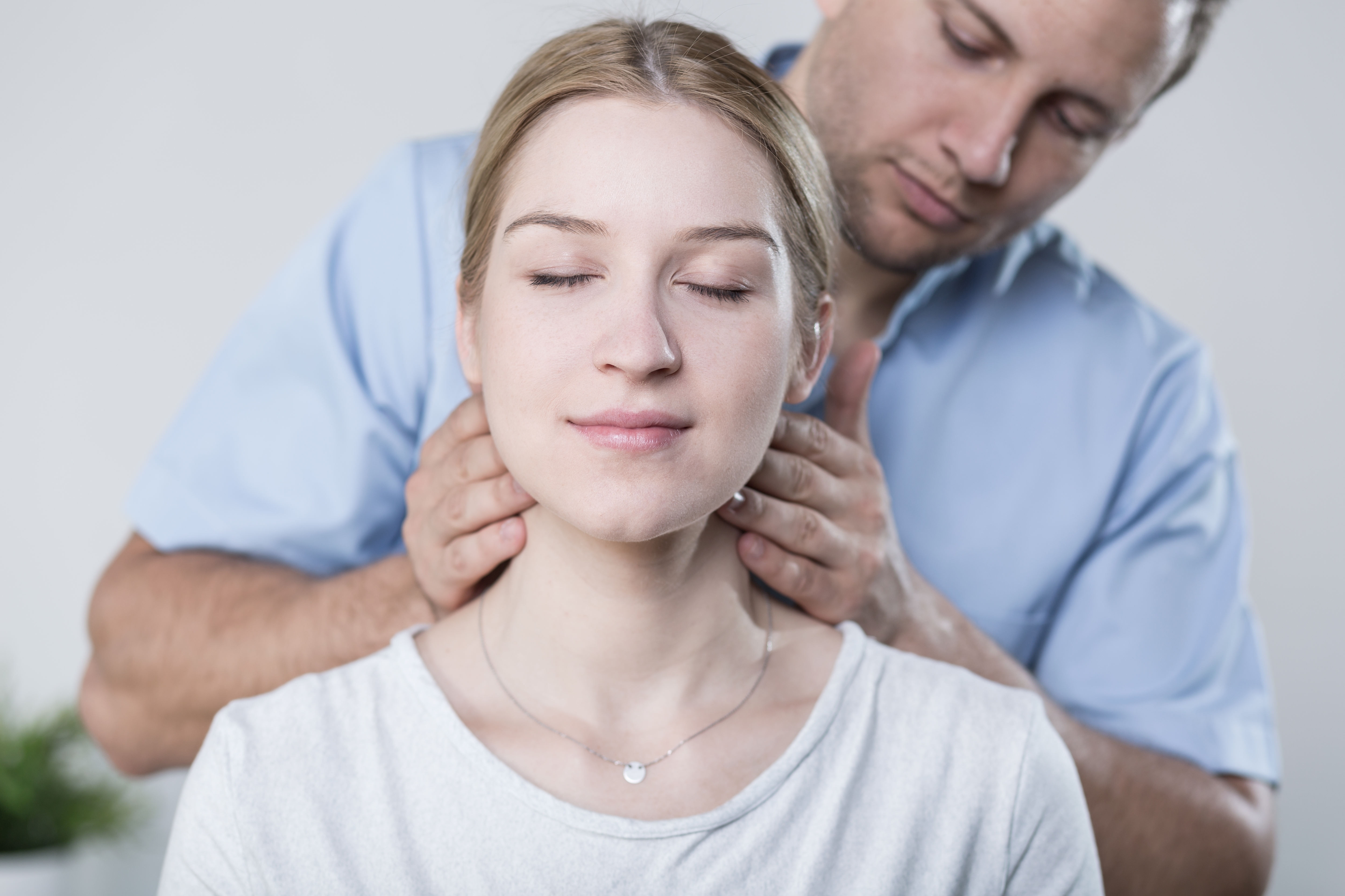 Can Osteopathy Help with Neck Pain and Stiffness? - Your Health Hub ... Can Osteopathy Help with Neck Pain and Stiffness? - Your Health Hub ...